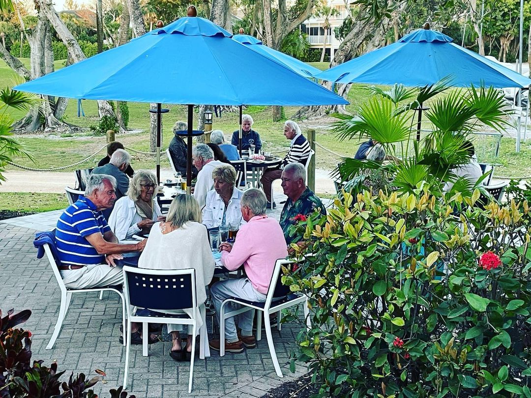 About Us – Blue Giraffe Restaurants, Sanibel FL